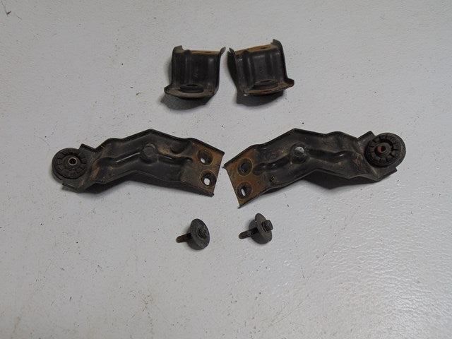 2004 Honda Pilot Radiator & AC Condenser Brackets – Tuner Spares