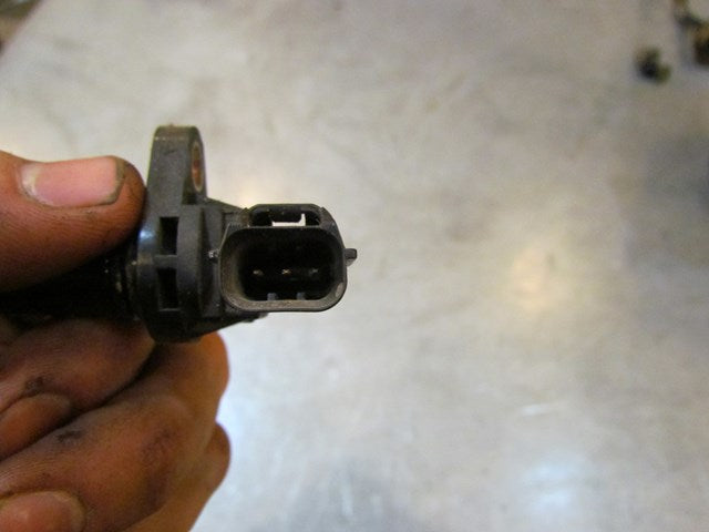 2005 Subaru Impreza STI Left Side Camshaft Position Sensor – Tuner Spares